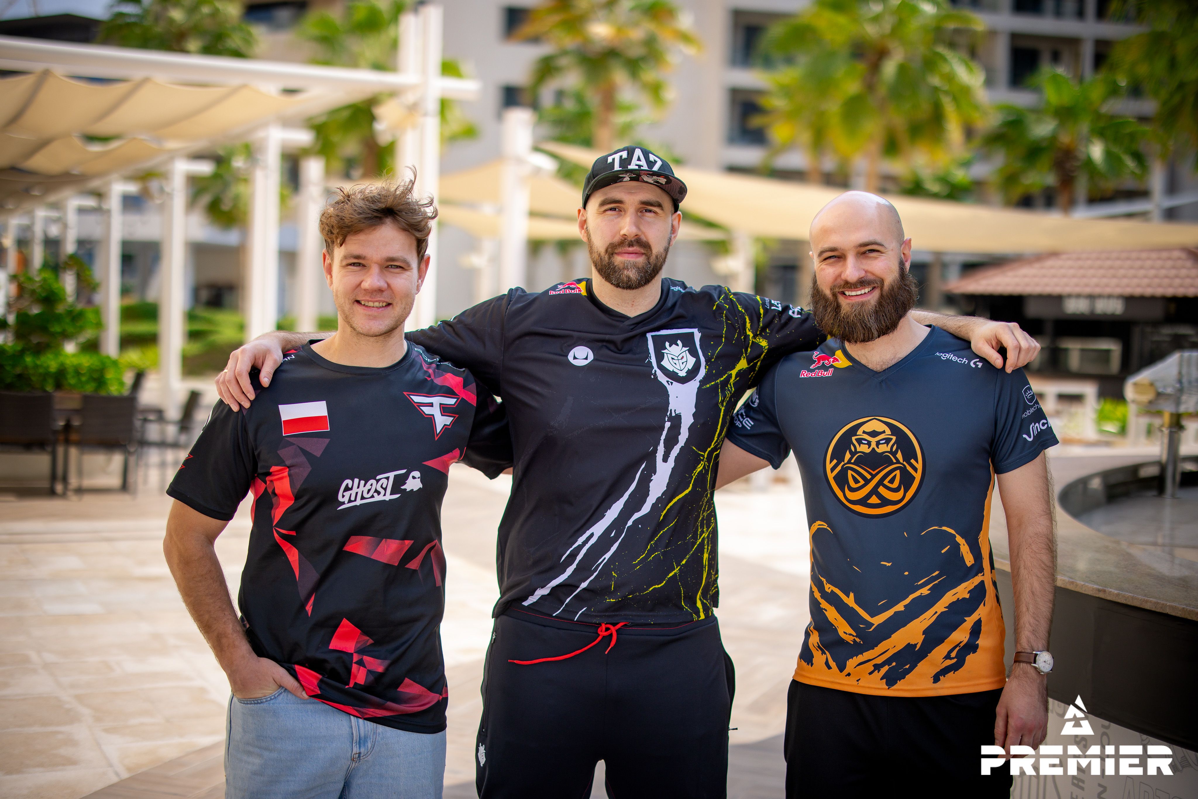 TaZ выложил совместное фото с NEO и kuben